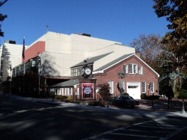 The NJ Town Guide - Millburn Short Hills